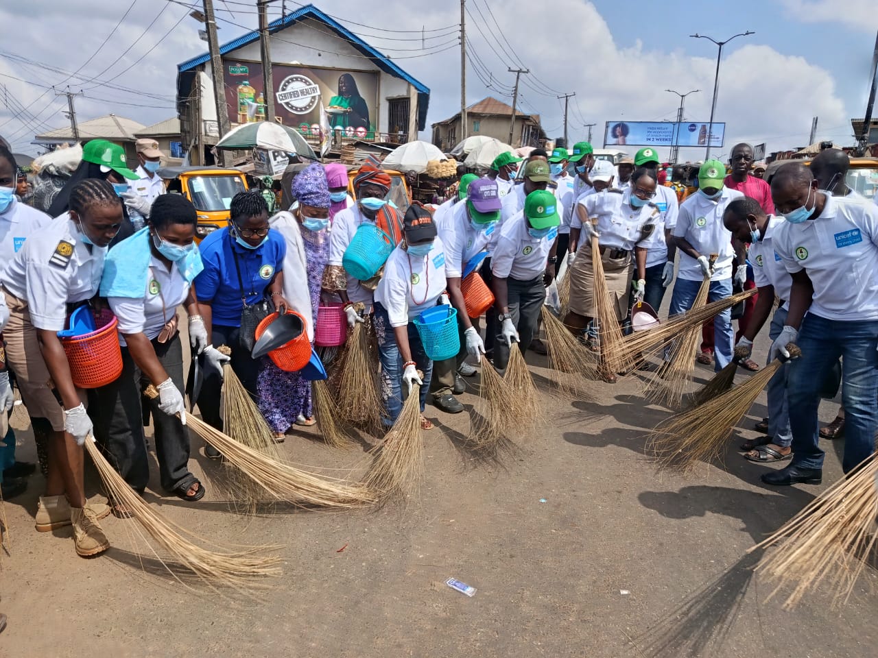 Oyo Govt Intensifies Clean-Up Campaign at Oja-Oba Market - National ...